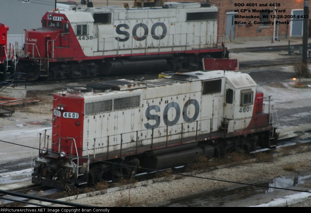 SOO 4601 and 4438
